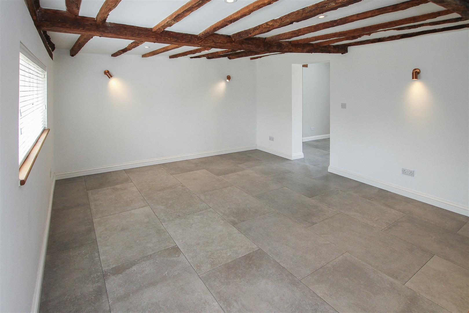 ** SIGNATURE HOMES ** Nine Ashes Road, Nine Ashes, Ingatestone - Keith ...